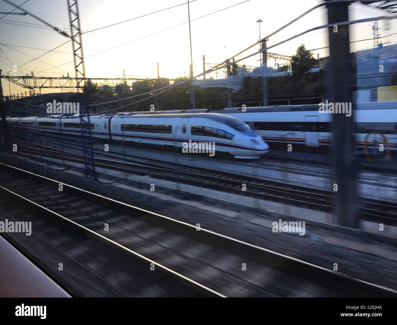 High speed trains hi-res stock photography and images - Alamy