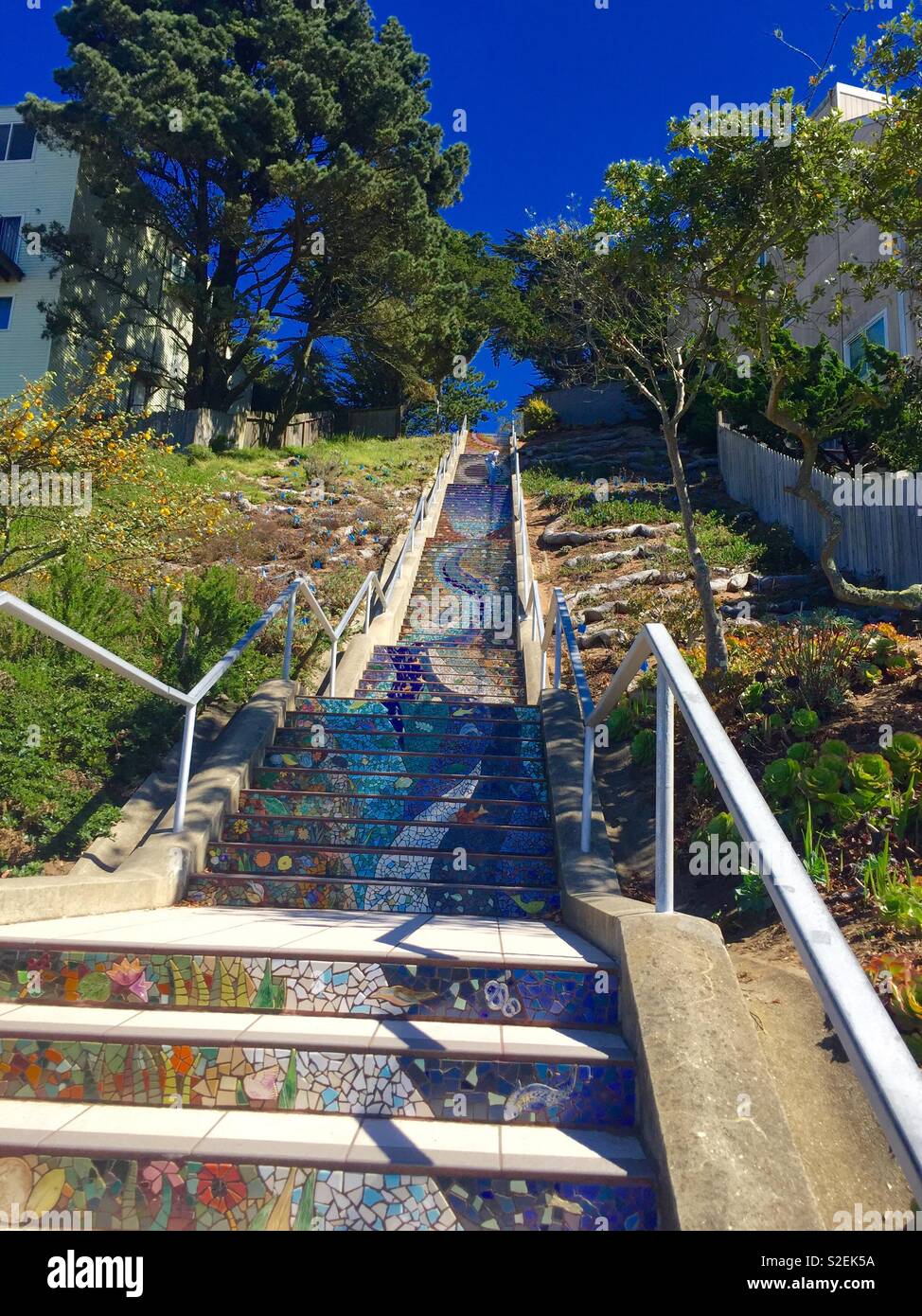 Hidden stairs San Francisco Stock Photo - Alamy