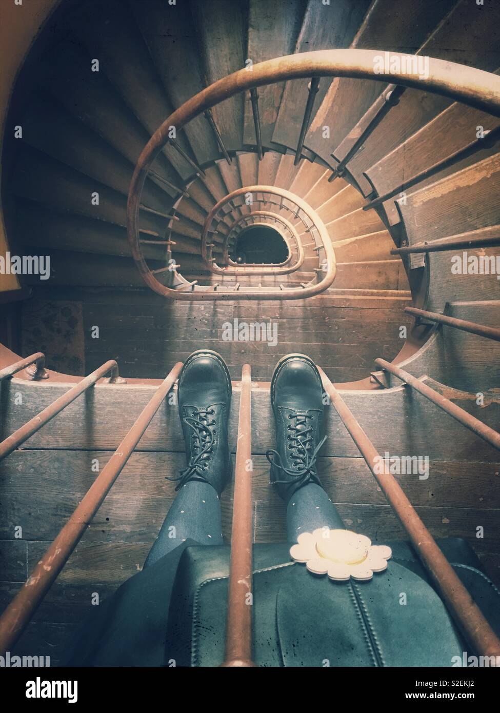 Curved feet hi-res stock photography and images - Alamy