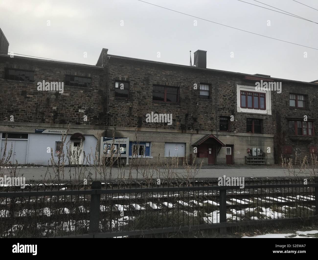 Building train tracks hi-res stock photography and images - Alamy