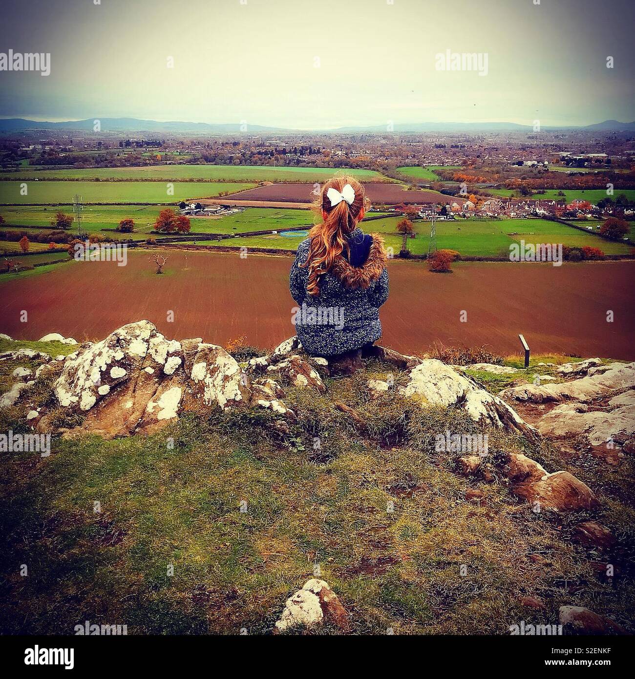 Looking out across the horizon Stock Photo - Alamy