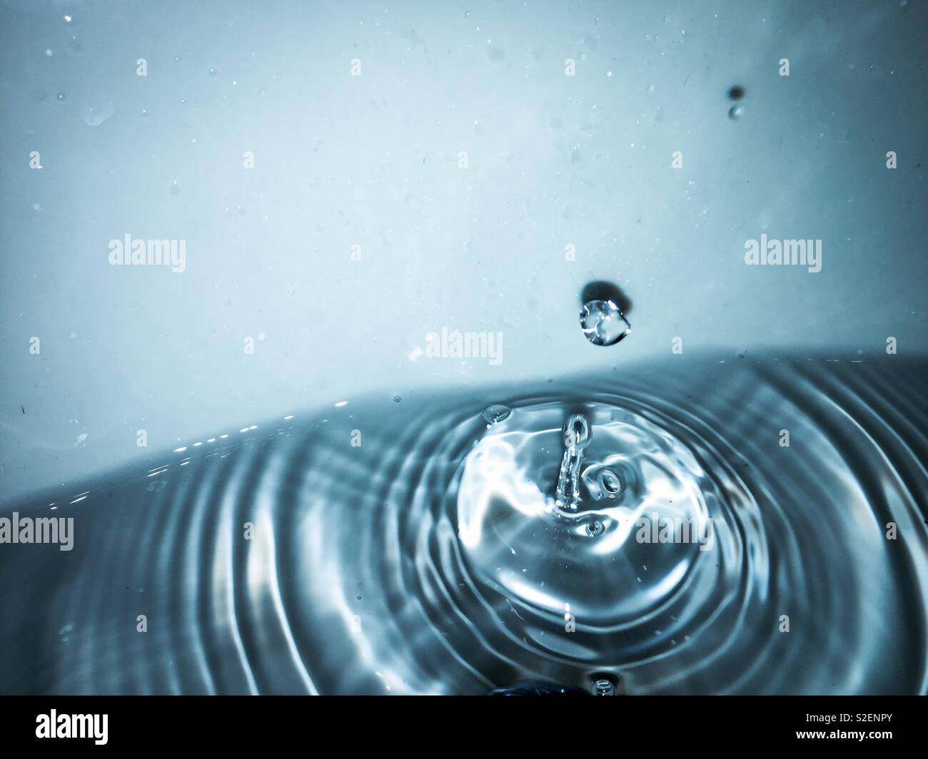 Dripping drip hi-res stock photography and images - Alamy