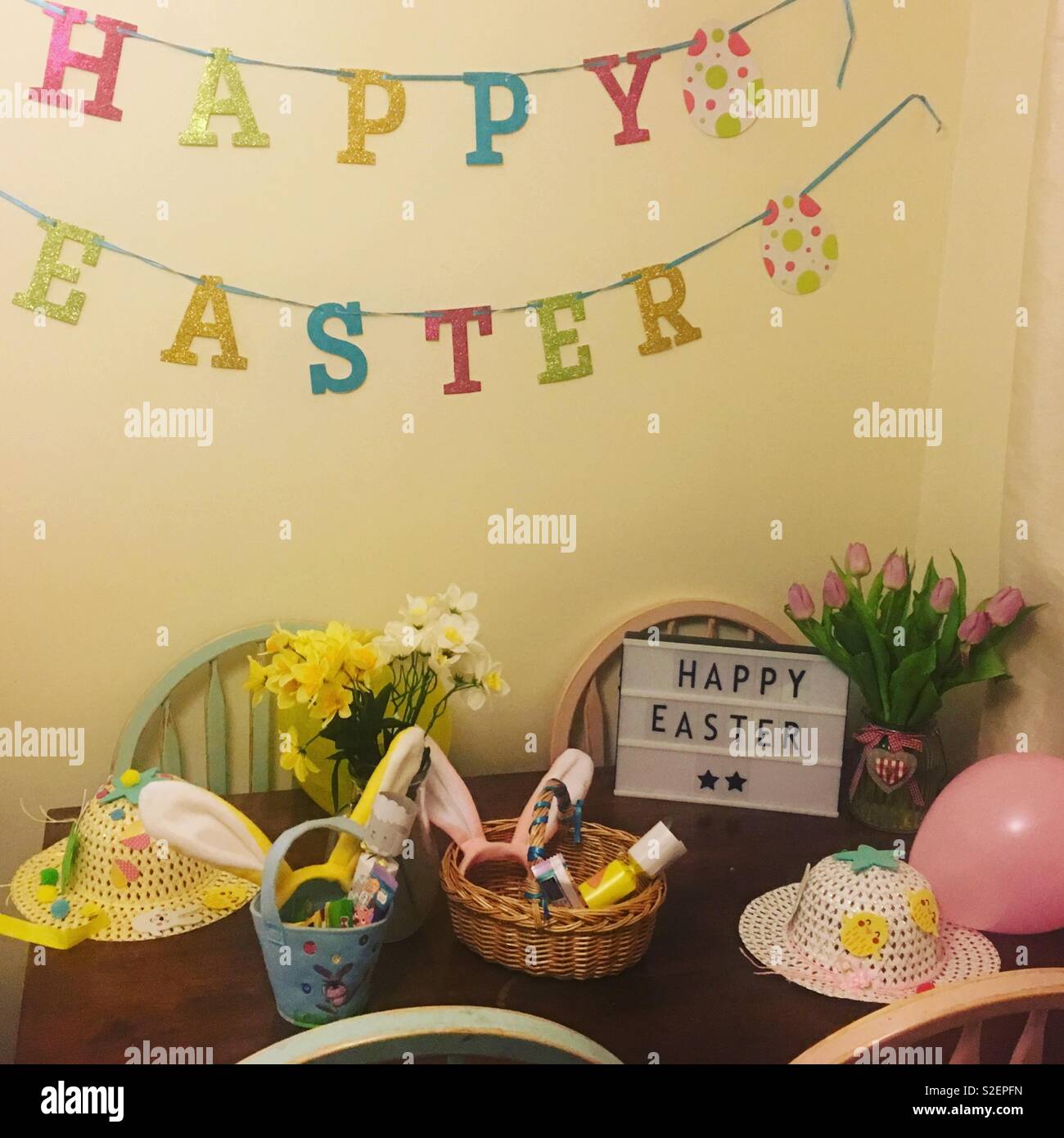 Easter bunting hi-res stock photography and images - Alamy