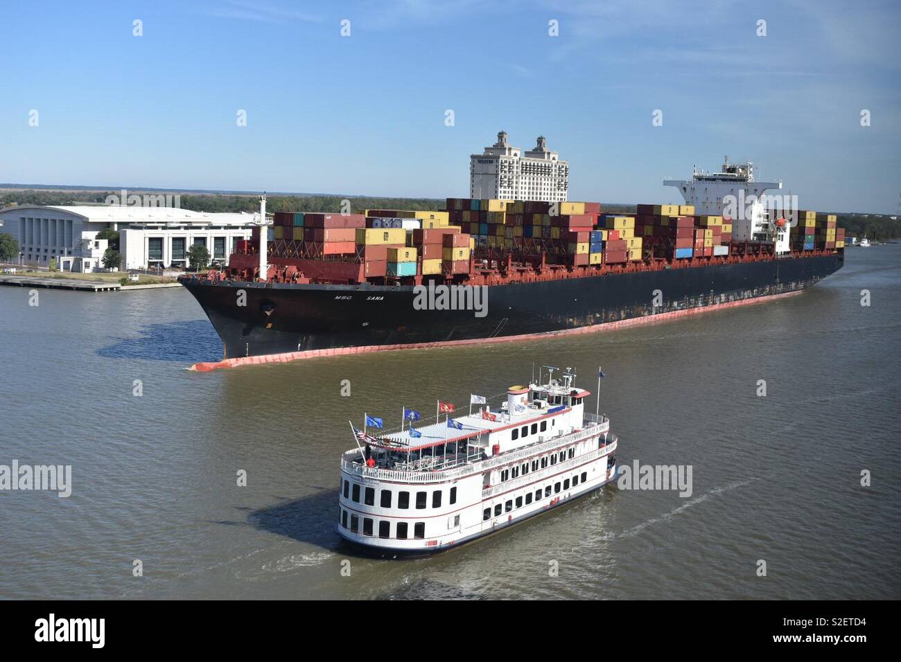 Container Riverboat High Resolution Stock Photography and Images - Alamy