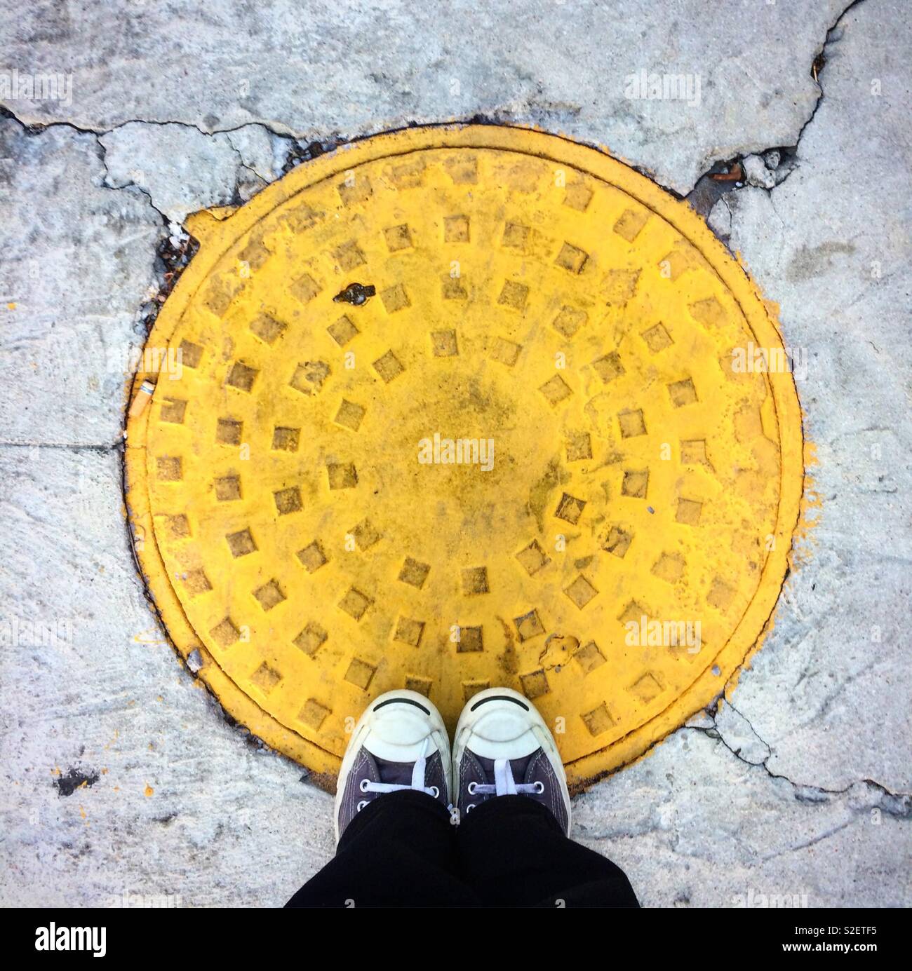 Feet by cover hi-res stock photography and images - Alamy