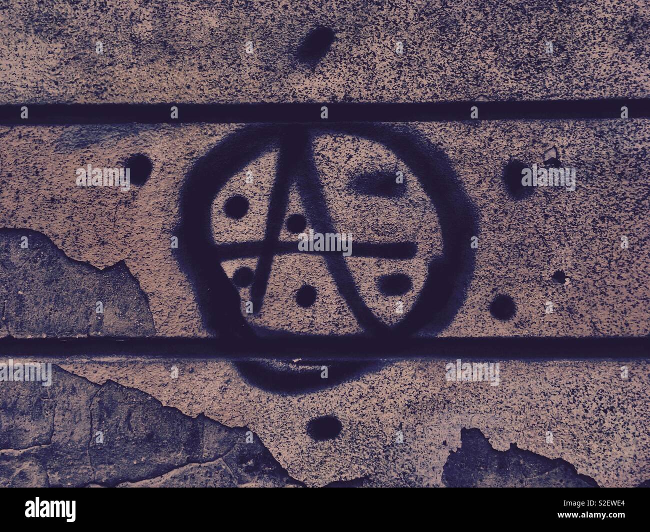 Anarchy symbol hi-res stock photography and images - Alamy