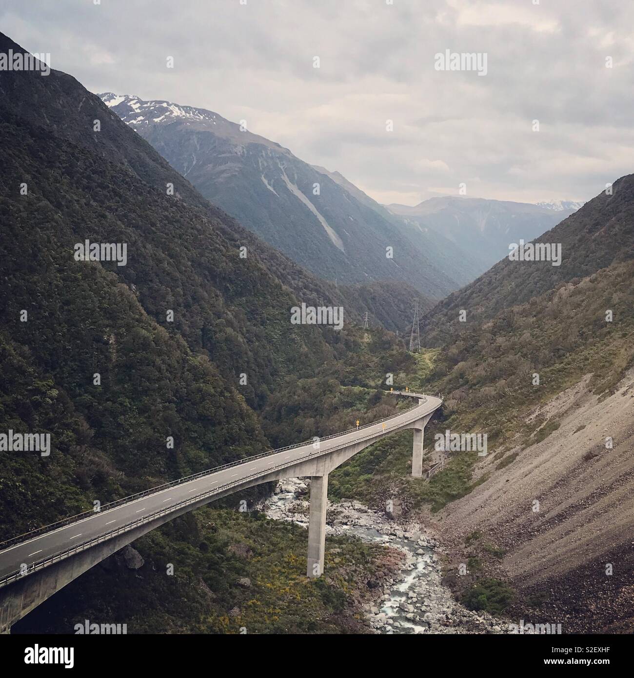Bush bridge hi-res stock photography and images - Alamy