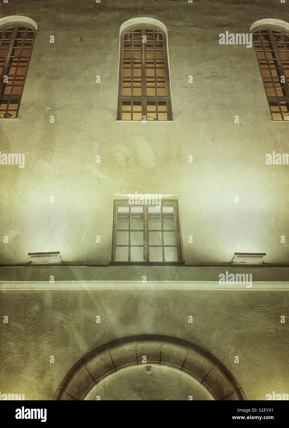 Light of windows hi-res stock photography and images - Alamy