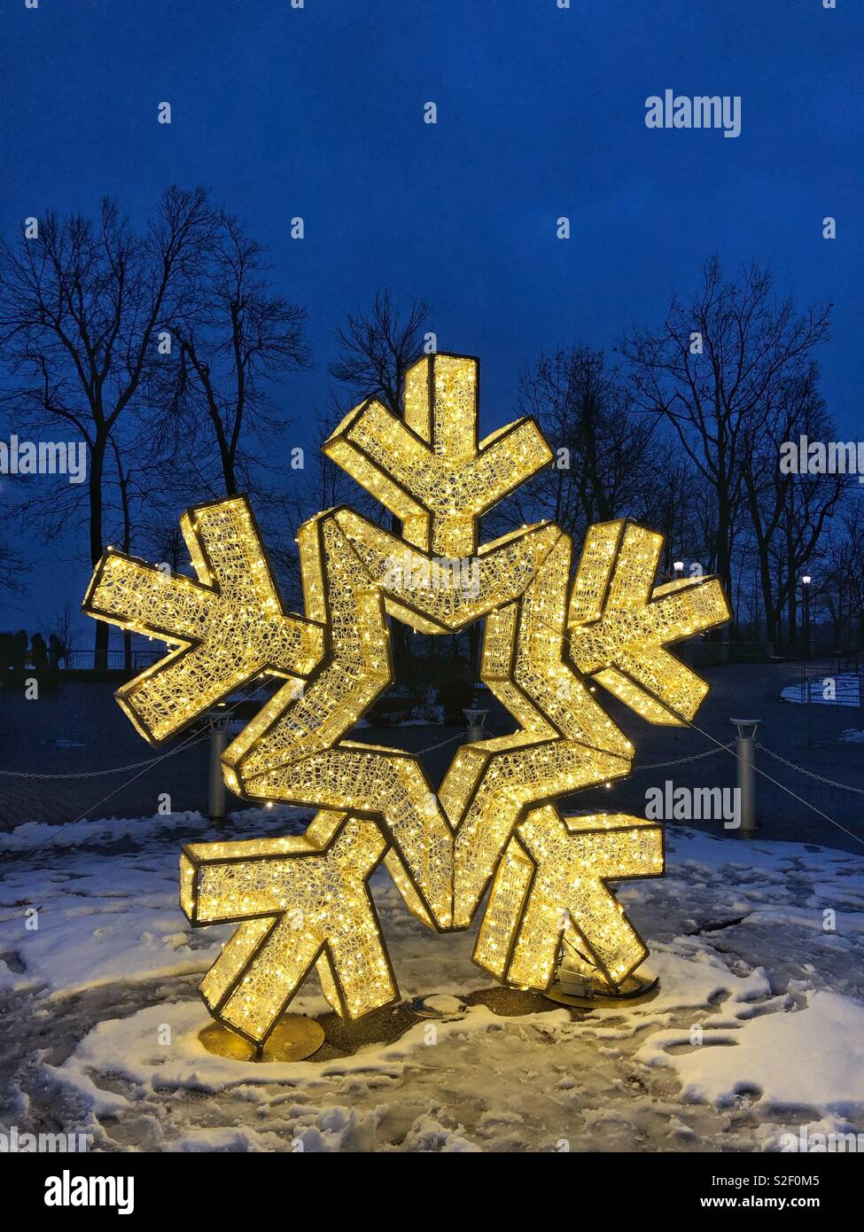 Star illuminated hi-res stock photography and images - Alamy