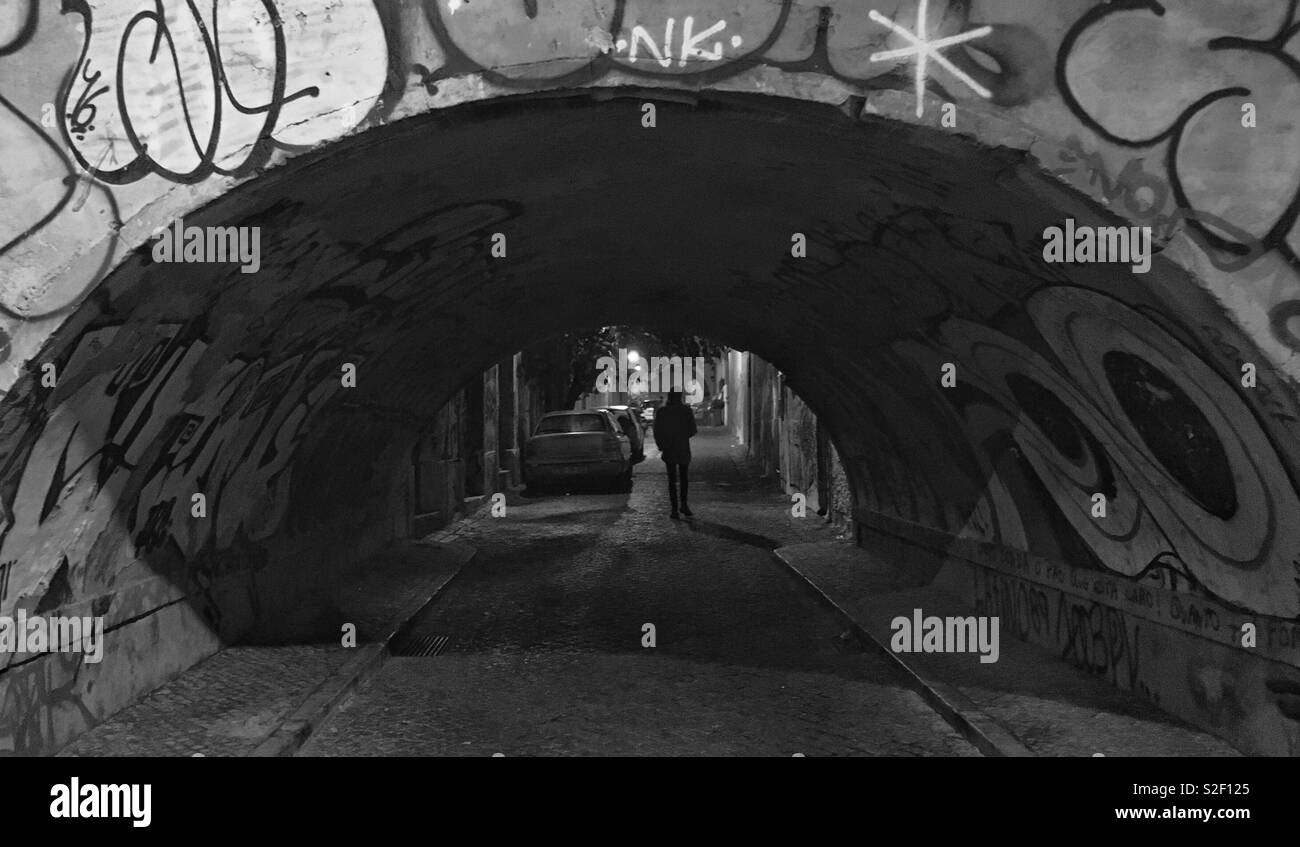 Tunnel vision hi-res stock photography and images - Alamy