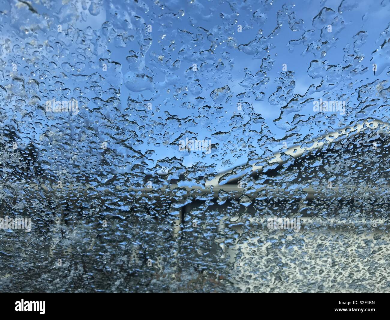 Frozen windshield, first signs of winter Stock Photo - Alamy