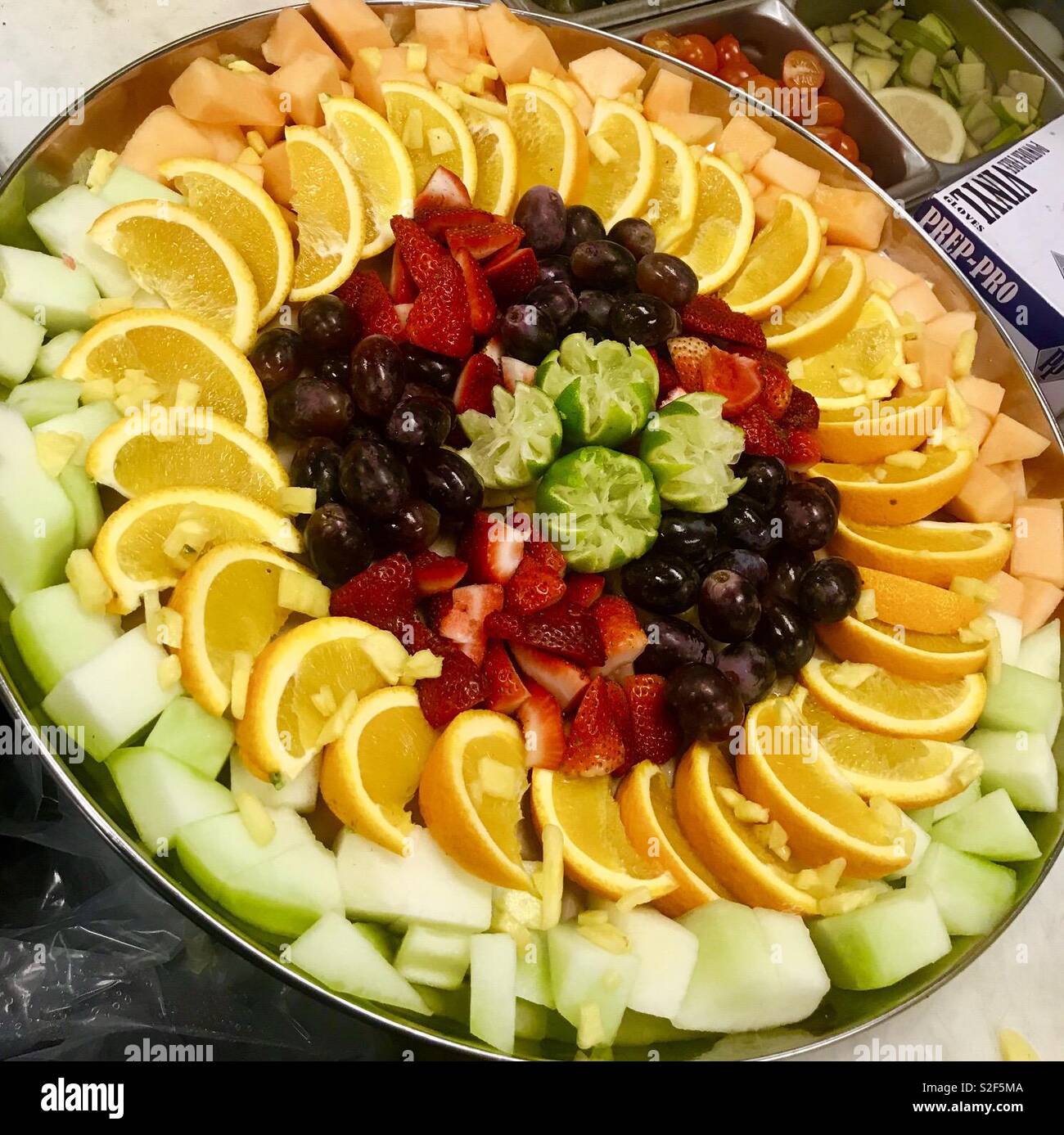 Colorful fruit platter hi-res stock photography and images - Alamy