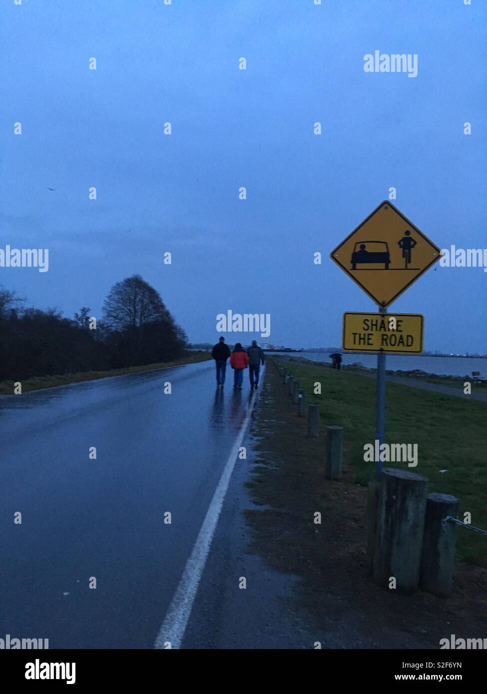 Roadside road sign hi-res stock photography and images - Alamy