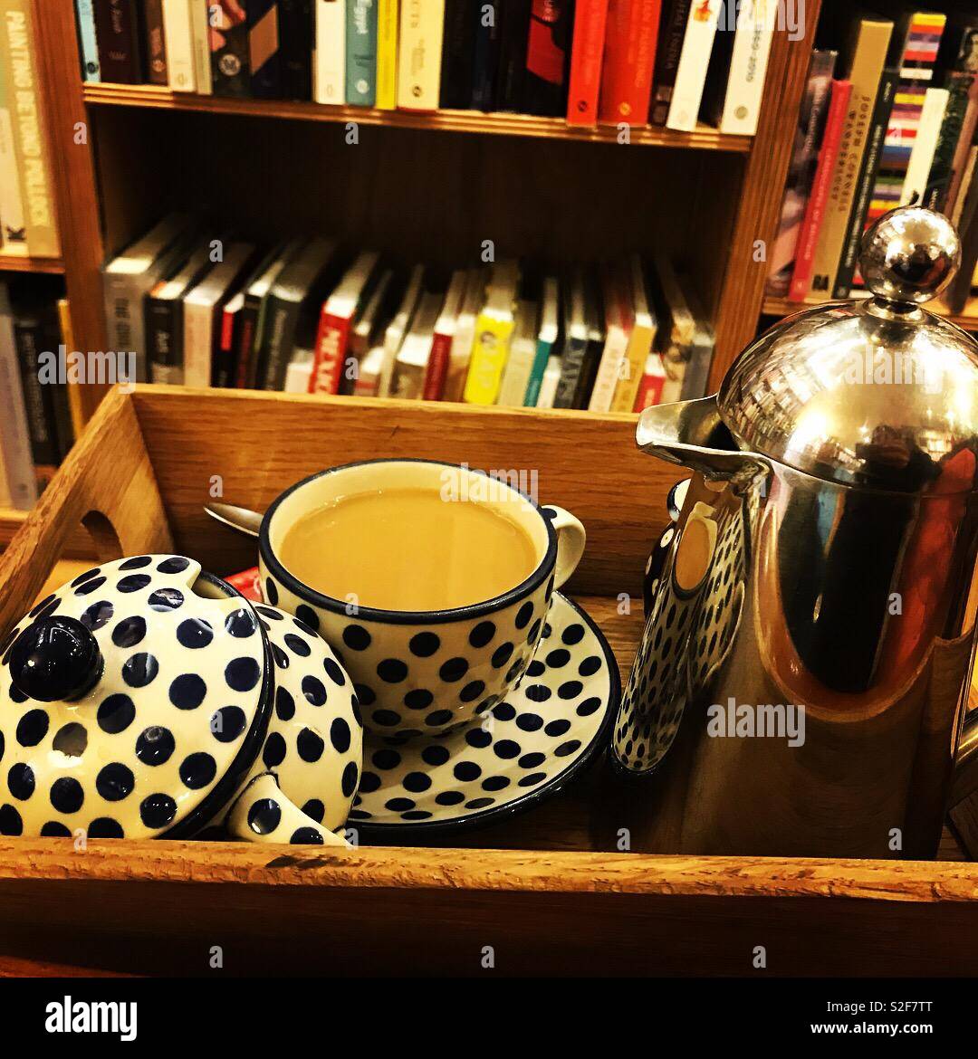 Coffee in the book store Stock Photo - Alamy