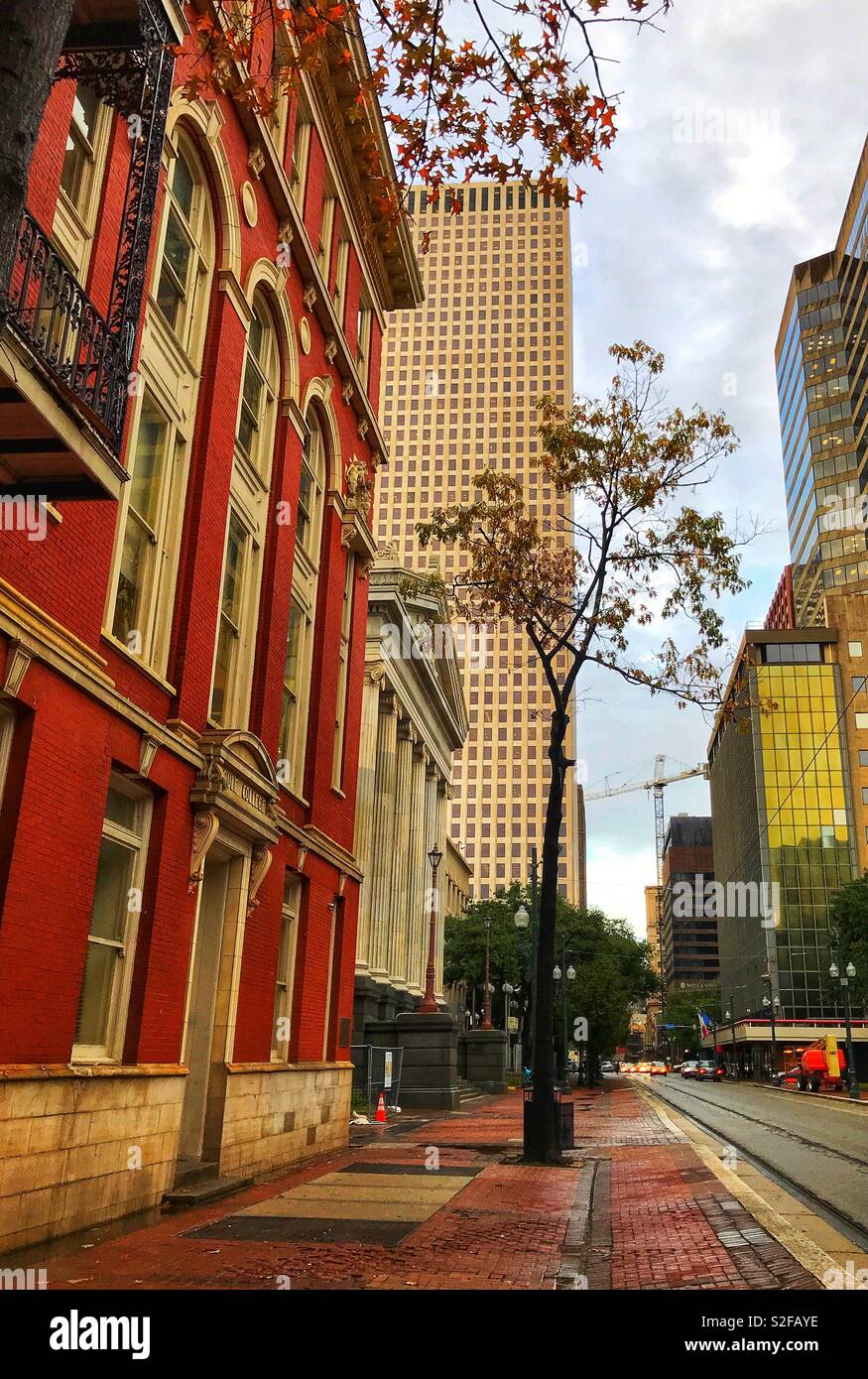 St charles avenue streetcar hi-res stock photography and images - Alamy