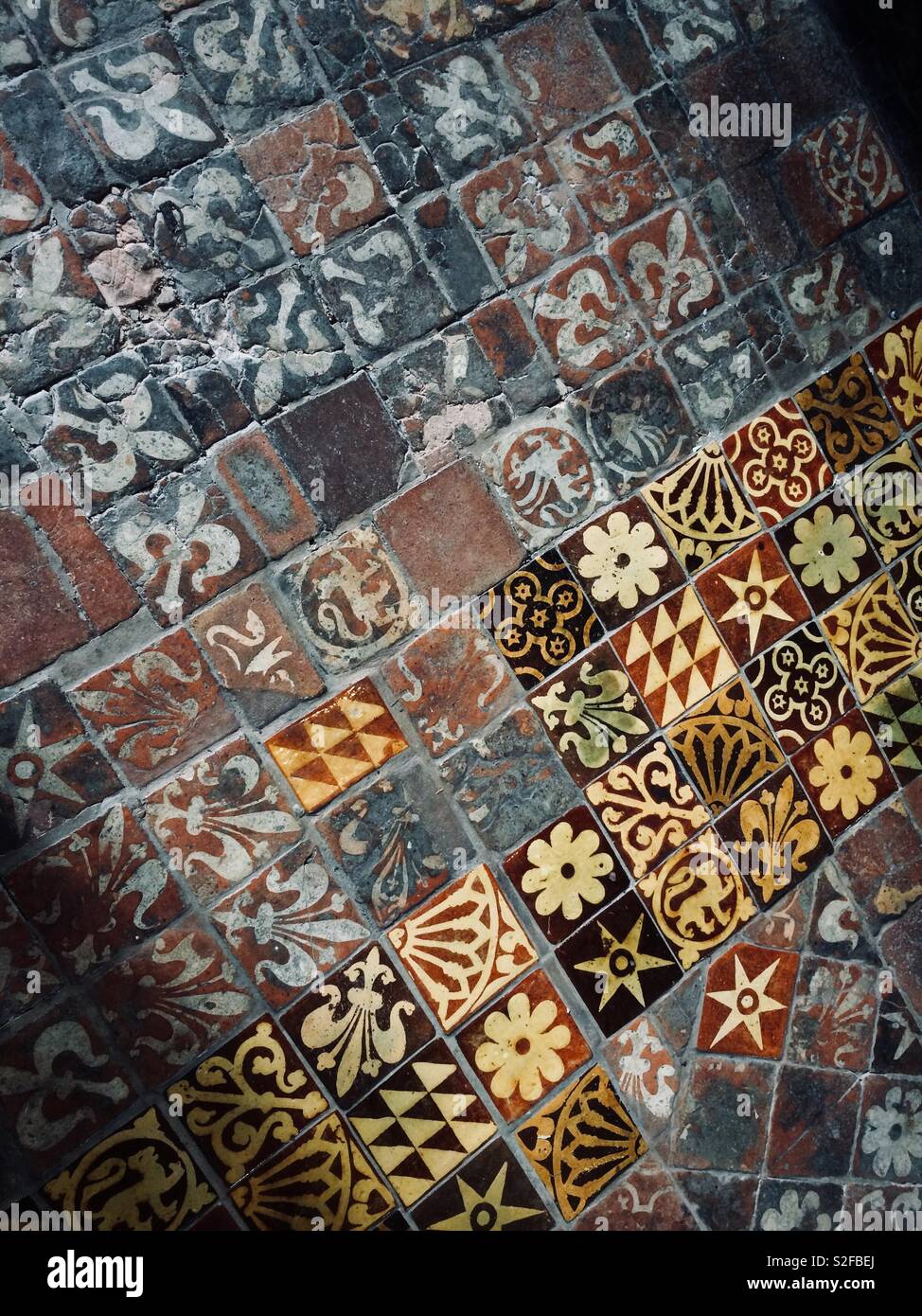 Stone floor patterns hi-res stock photography and images - Alamy