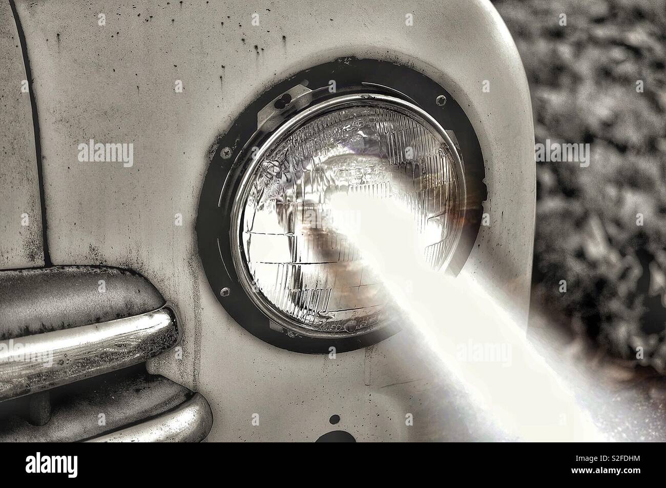 Light on a old car Stock Photo - Alamy
