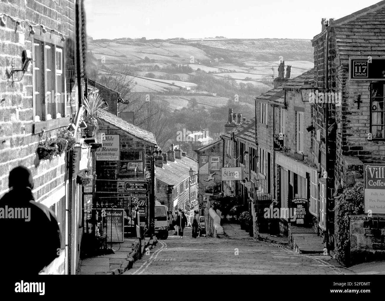 Haworth main street Black and White Stock Photos & Images - Alamy