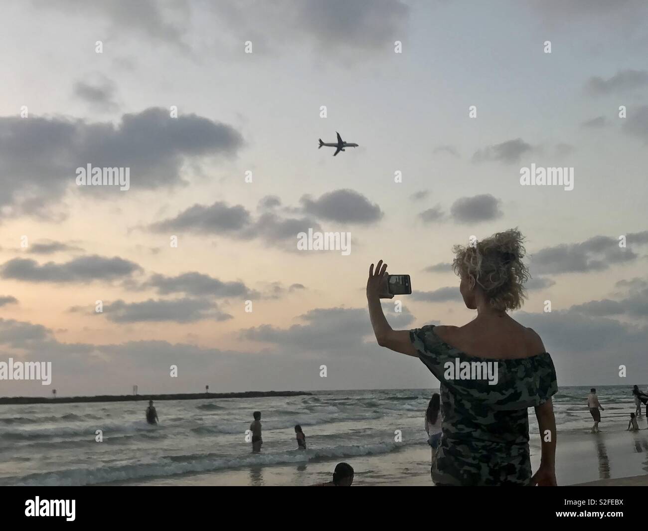 Beach selfie hi-res stock photography and images - Alamy