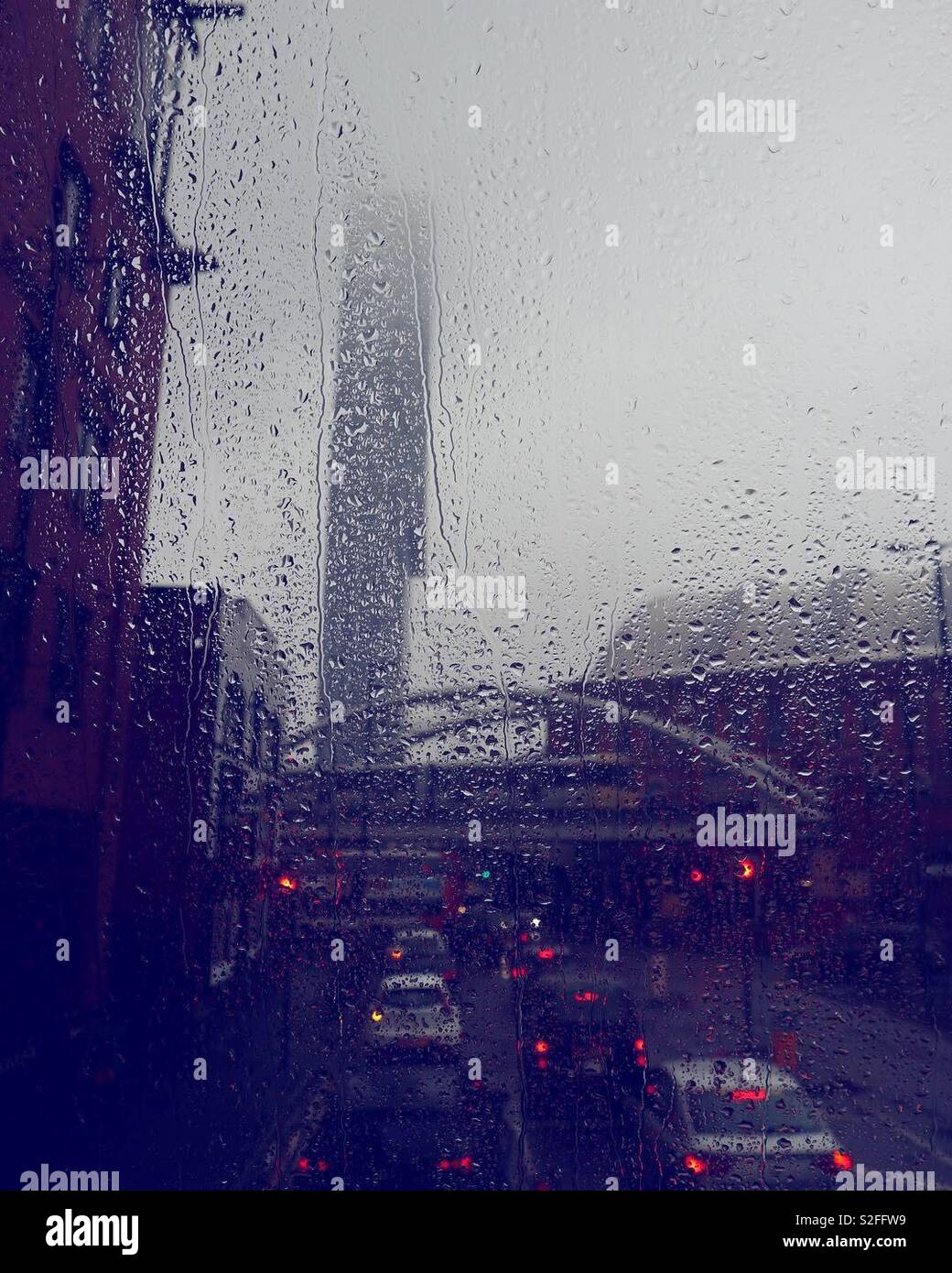 Rainy day in manchester hi-res stock photography and images - Alamy