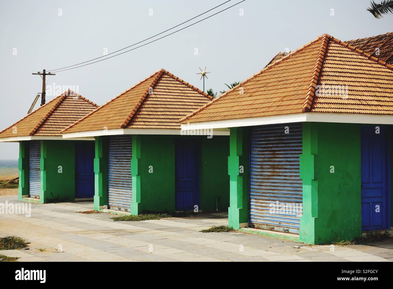 Huts in a row hi-res stock photography and images - Alamy