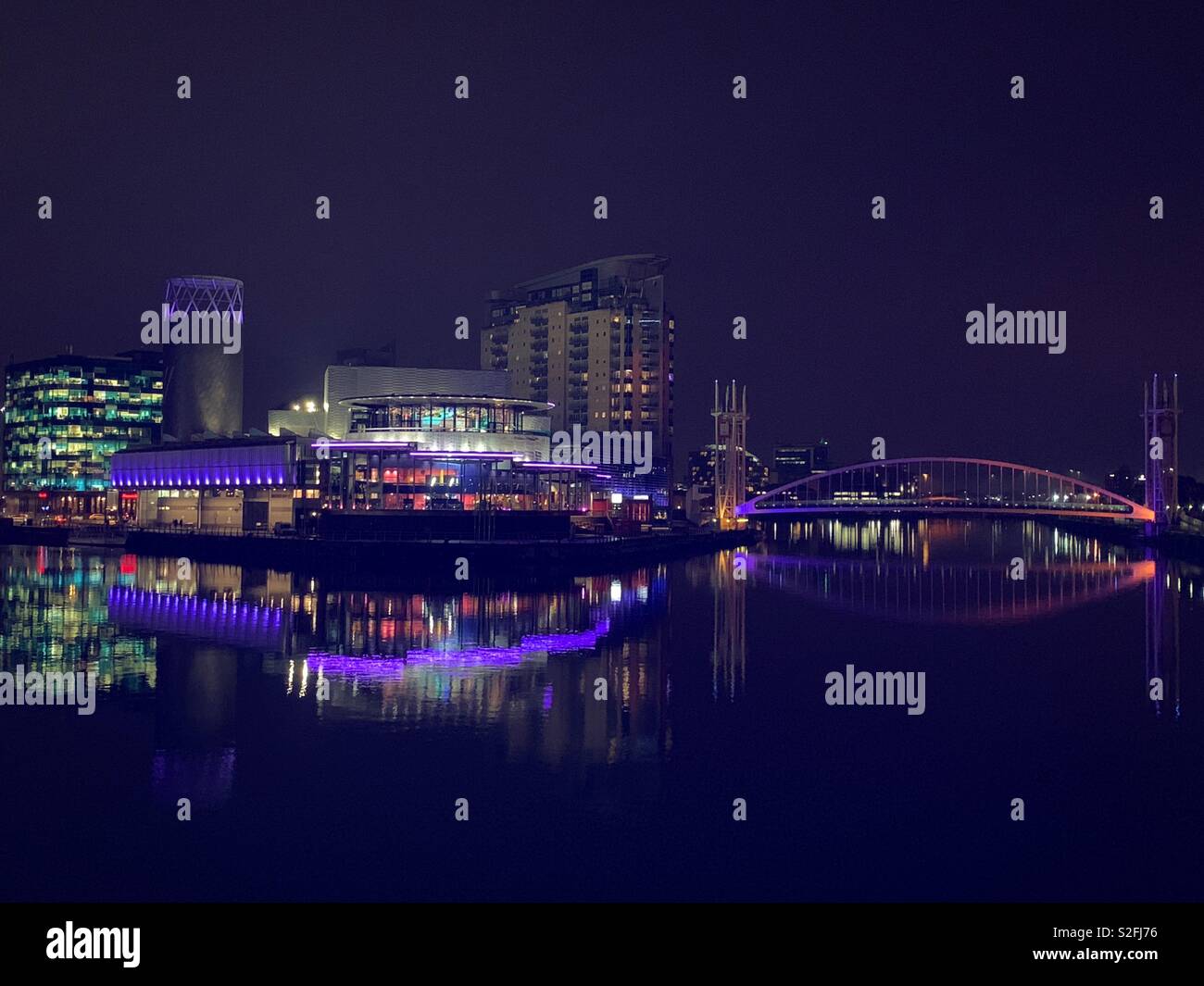 Manchester Media City in the night Stock Photo - Alamy