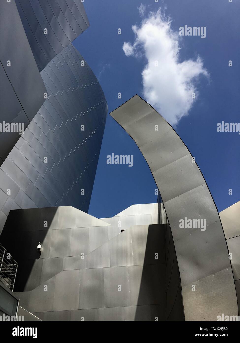 Funky architecture hi-res stock photography and images - Alamy