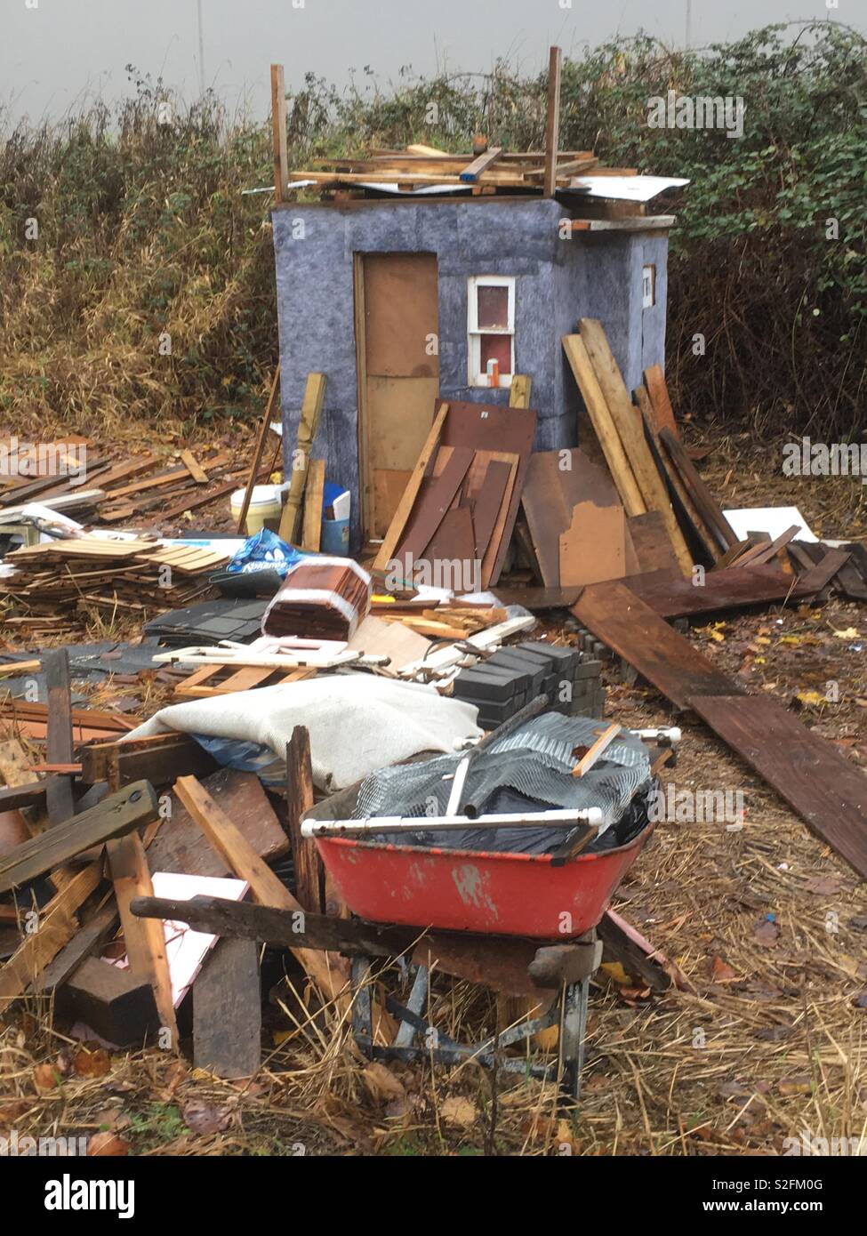 Shack housing hi-res stock photography and images - Alamy