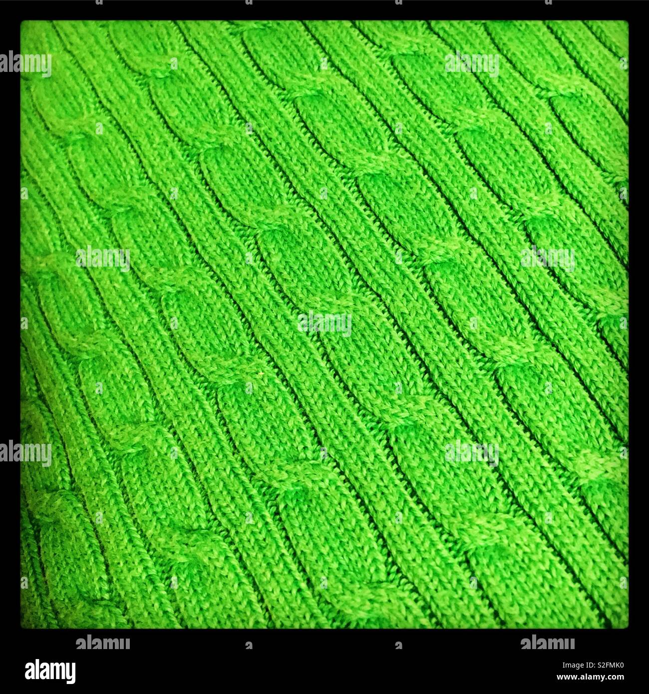 Knit cables hi-res stock photography and images - Alamy