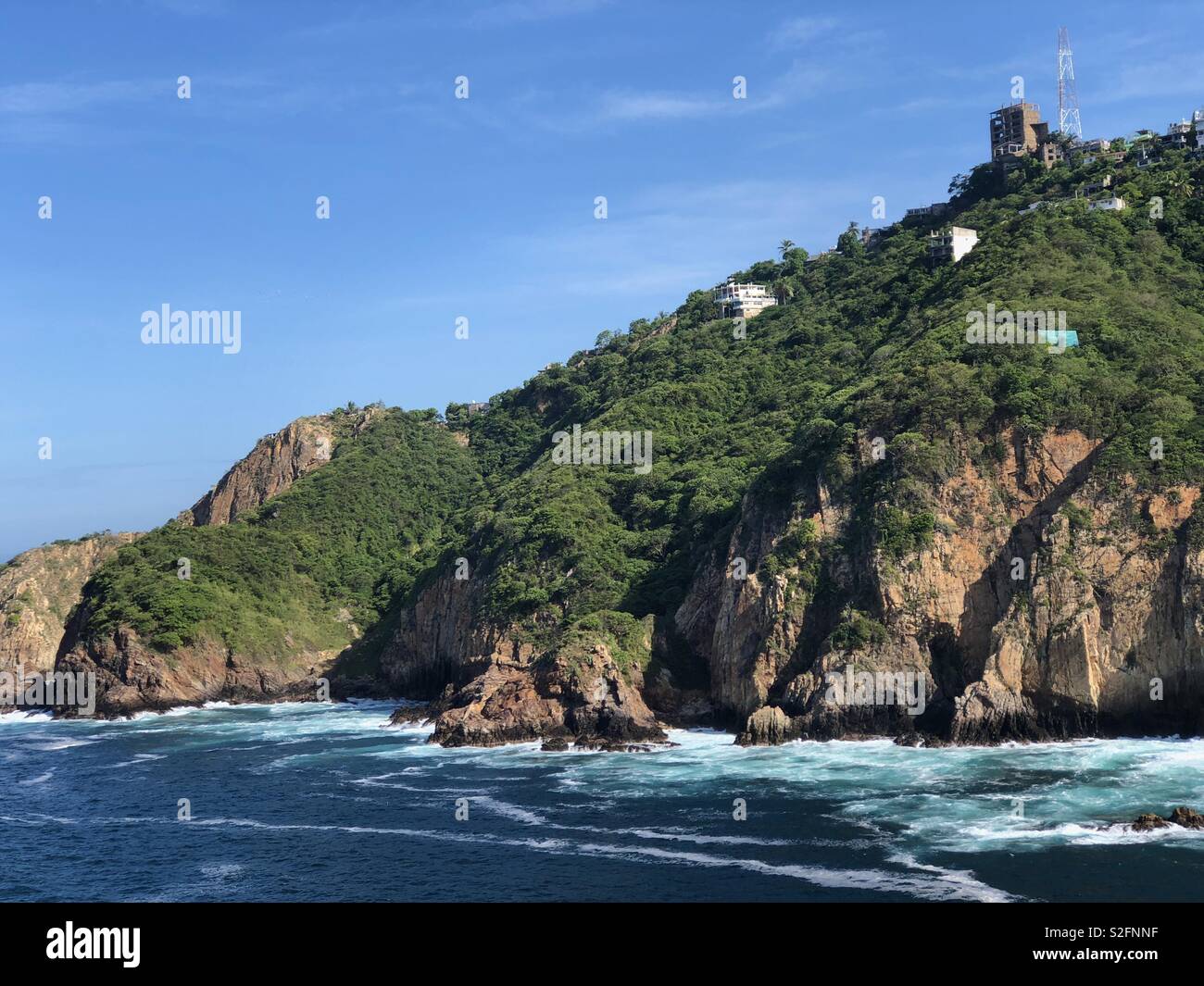 Photo of the bay at Acapulco called “La quebrada” Stock Photo - Alamy