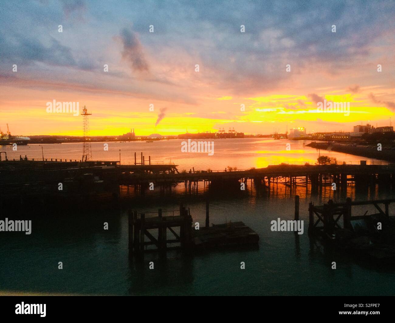 Southampton docks sunset hi-res stock photography and images - Alamy