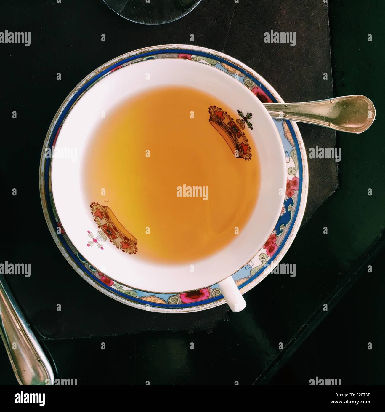 High tea england hi-res stock photography and images - Alamy