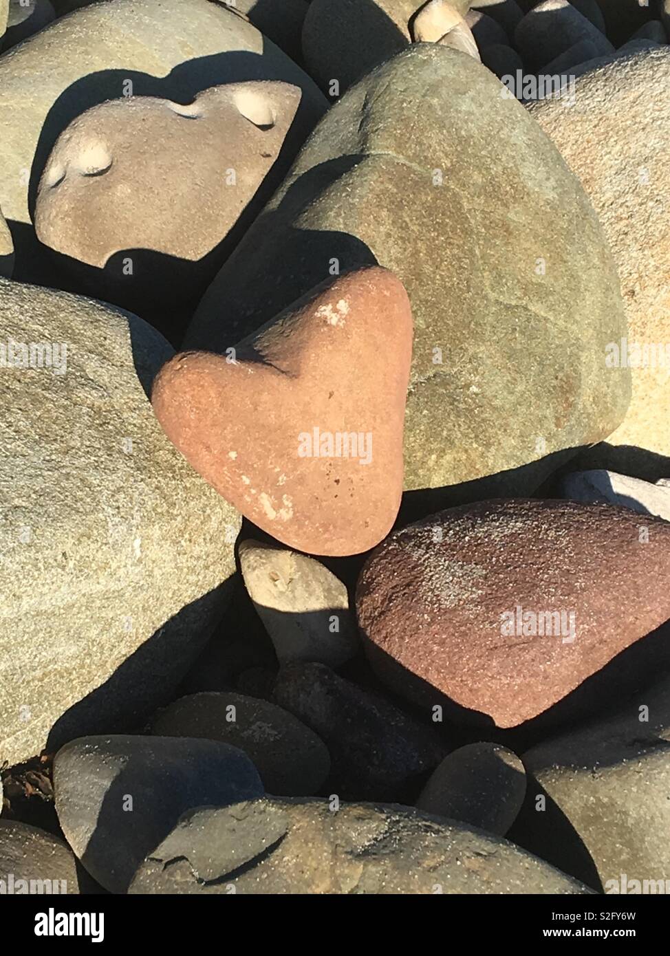 Heart of rocks hi-res stock photography and images - Alamy