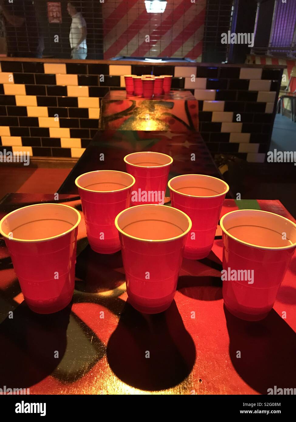 Beer cups table hi-res stock photography and images - Alamy