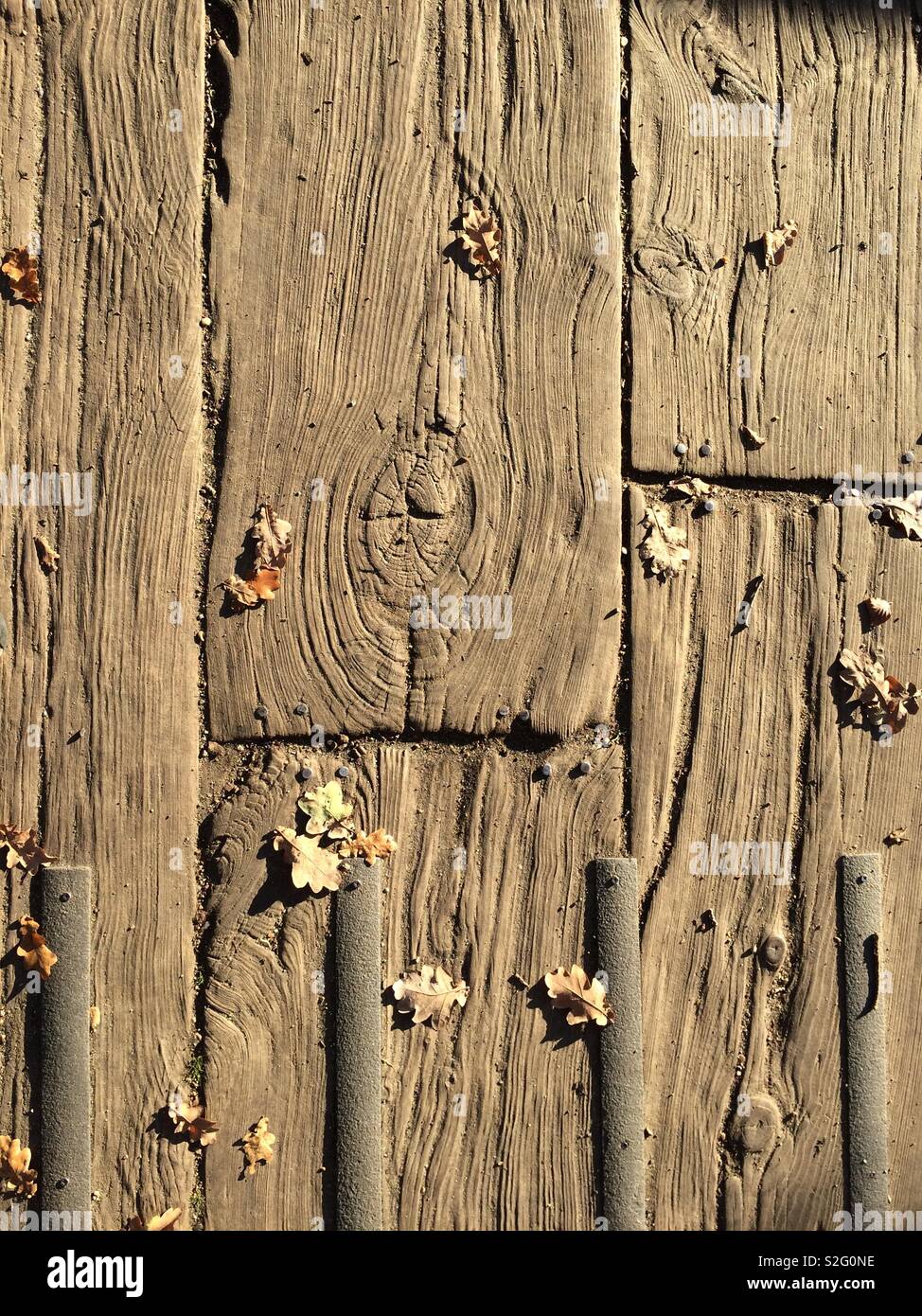 Plank walkway hi-res stock photography and images - Alamy