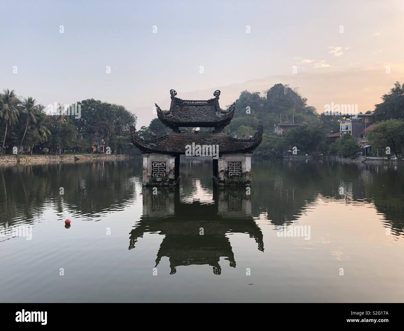 Thay pagoda vietnam hi-res stock photography and images - Alamy