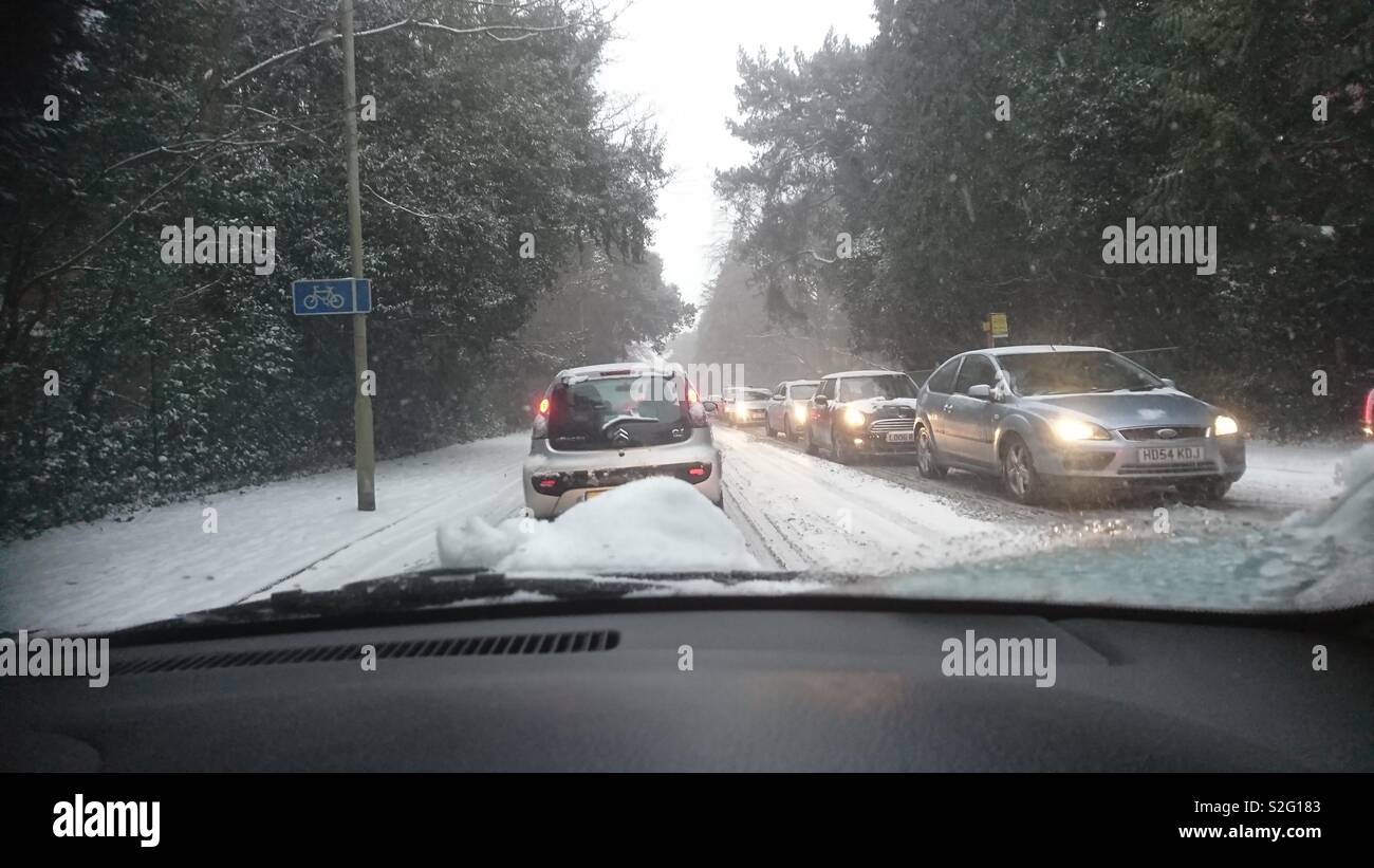 Too cold to drive hi-res stock photography and images - Alamy