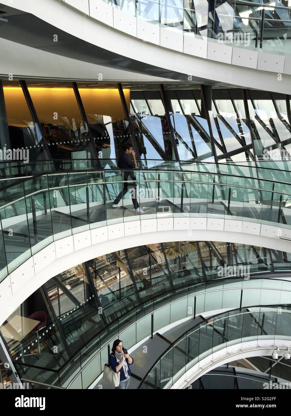 Architecture glass hi-res stock photography and images - Alamy