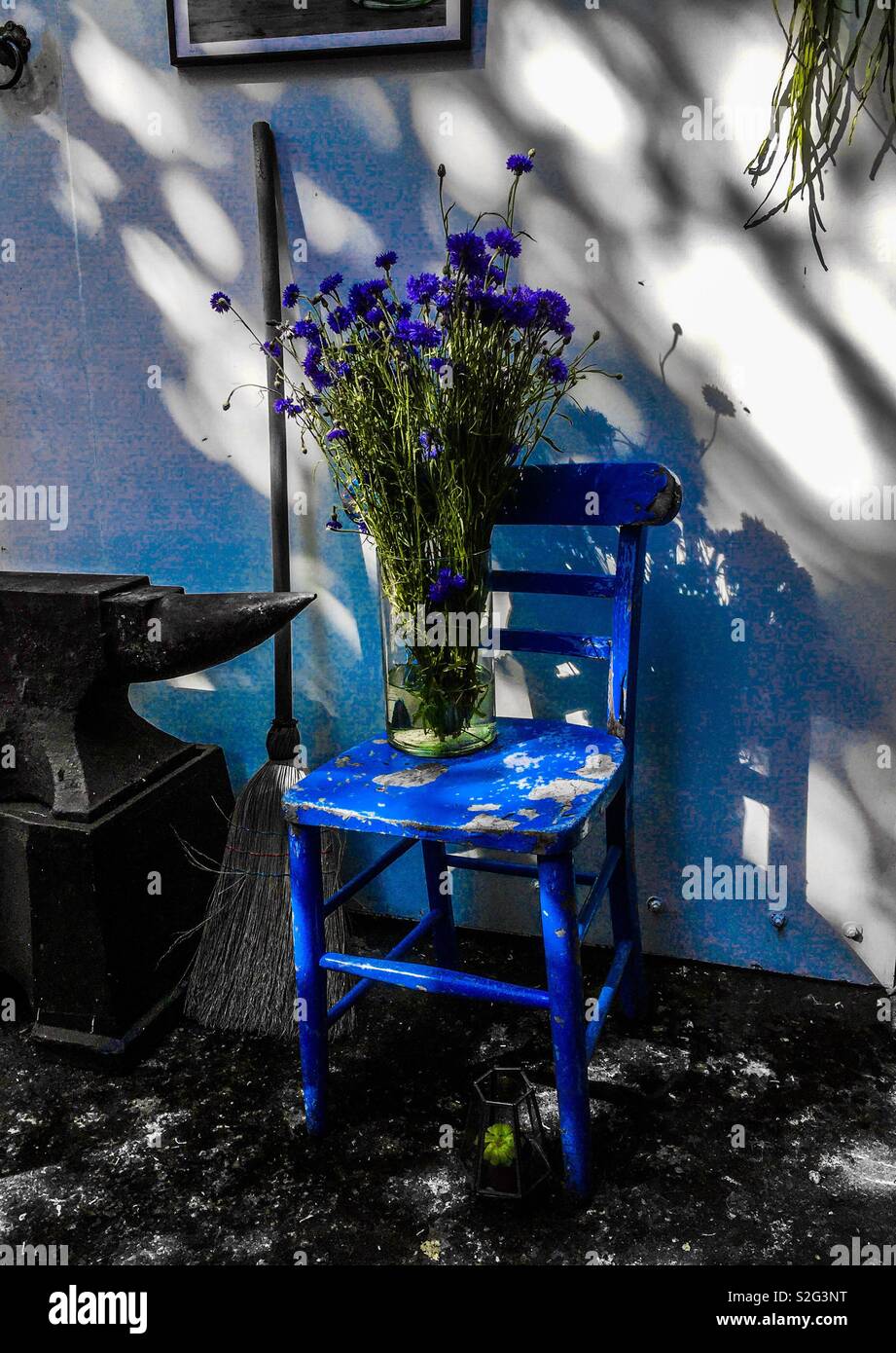 The blue chair hi-res stock photography and images - Alamy