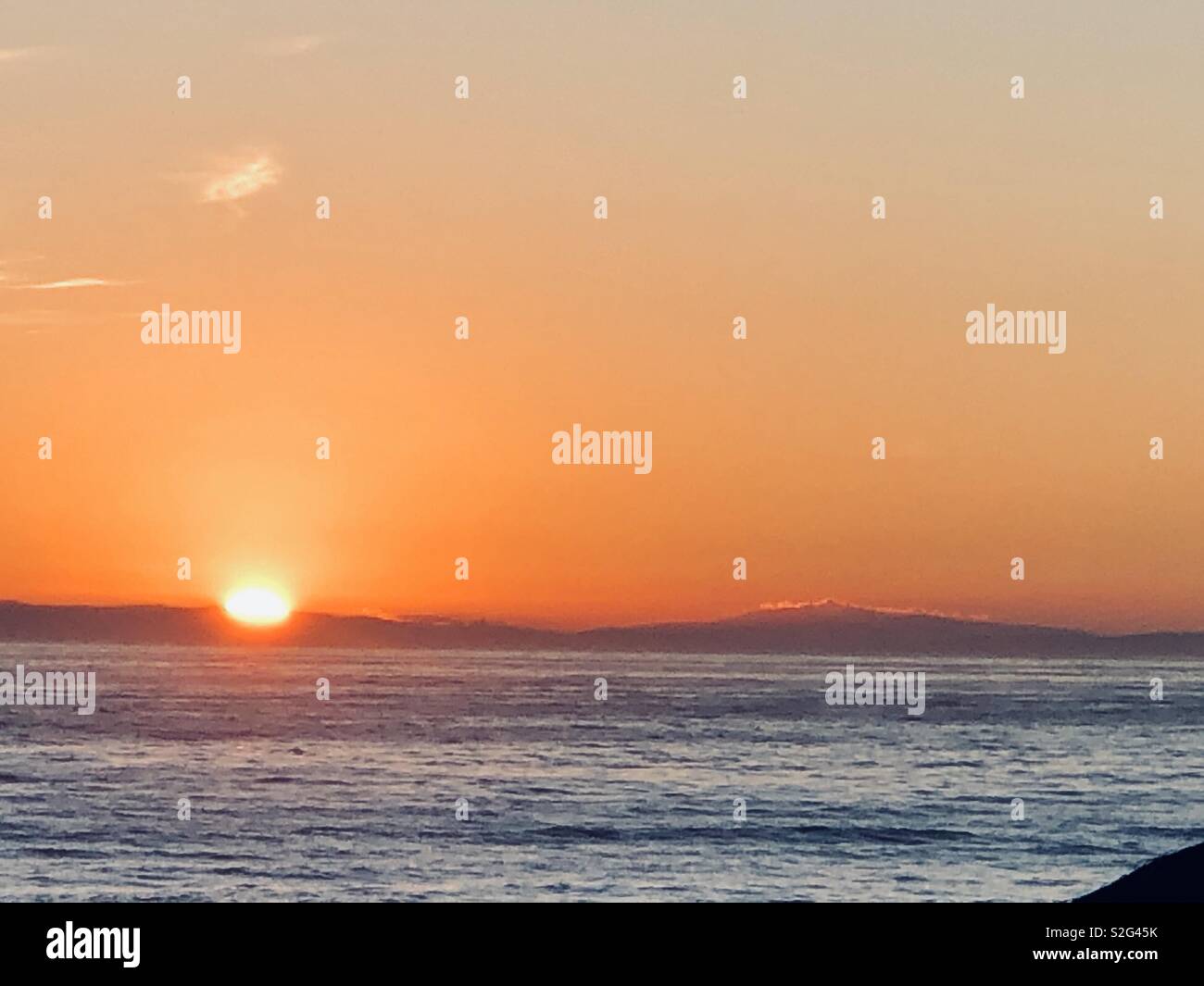 Sunrise sunset sea view smartphone stock photos and images - Alamy