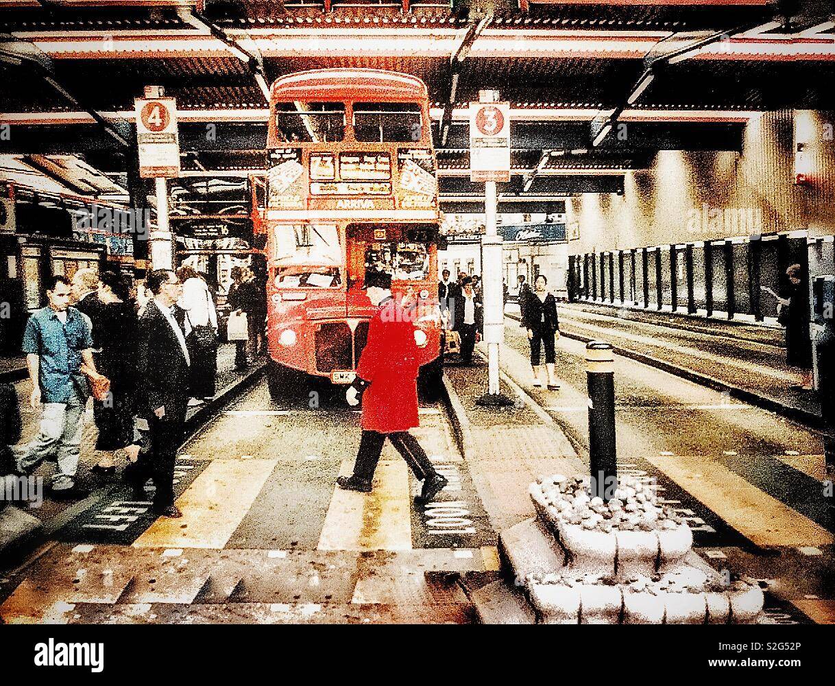 Victoria bus station hi-res stock photography and images - Alamy