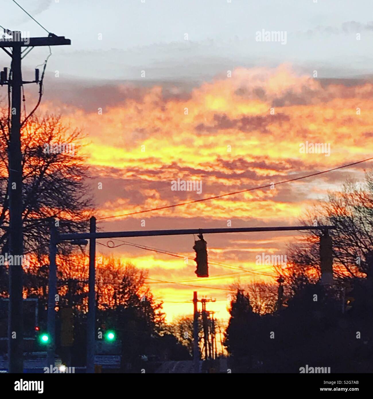 Sunset street light hi-res stock photography and images - Alamy