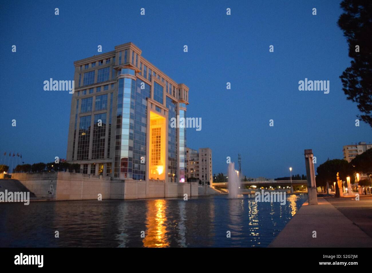 Biulding High Resolution Stock Photography and Images - Alamy