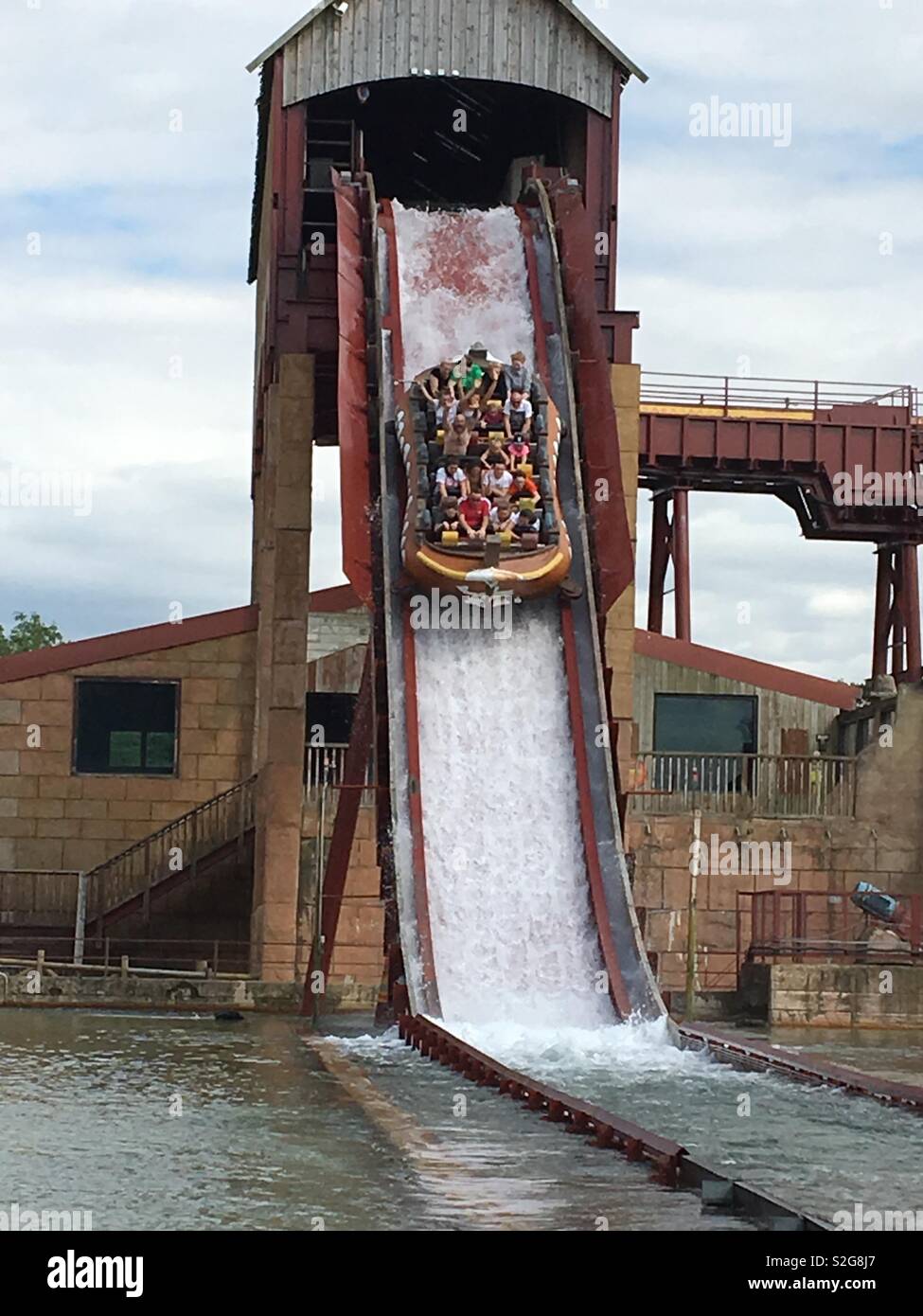 Water park slide hi-res stock photography and images - Alamy