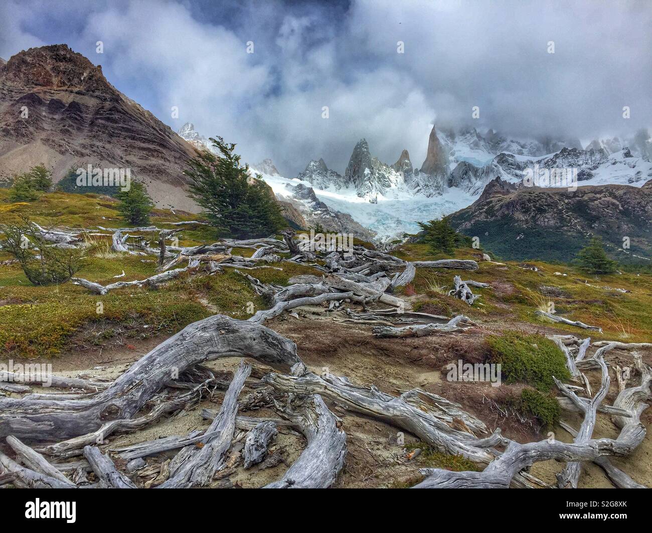 Breathtaking view of mountains in Patagonia Argentina, Los Glaciers ...