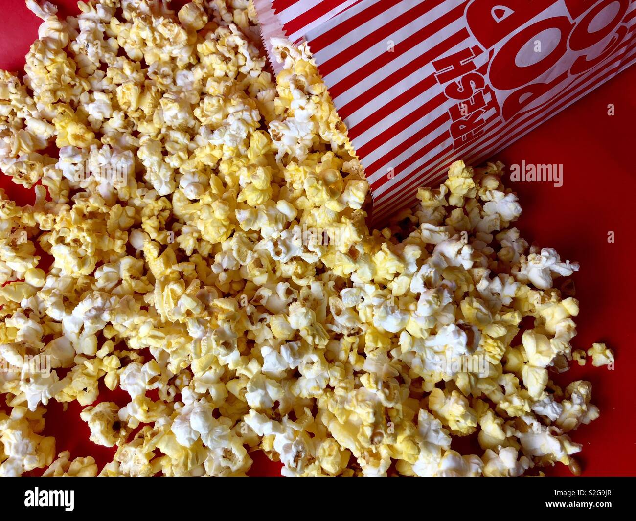 Popped corn hi-res stock photography and images - Alamy
