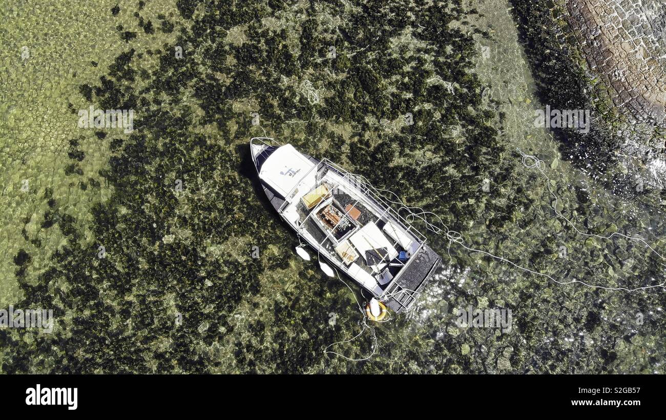 Stuck on rocks hi-res stock photography and images - Alamy