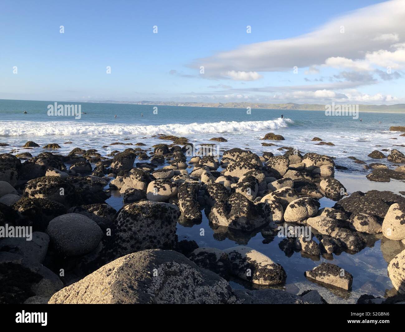 Beach waves hi-res stock photography and images - Alamy
