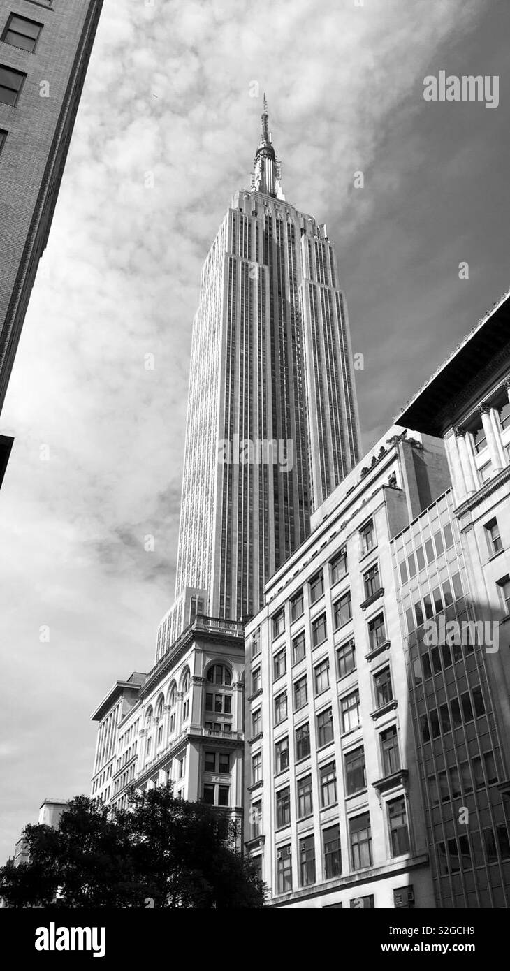 Empire state black and white Black and White Stock Photos & Images - Alamy