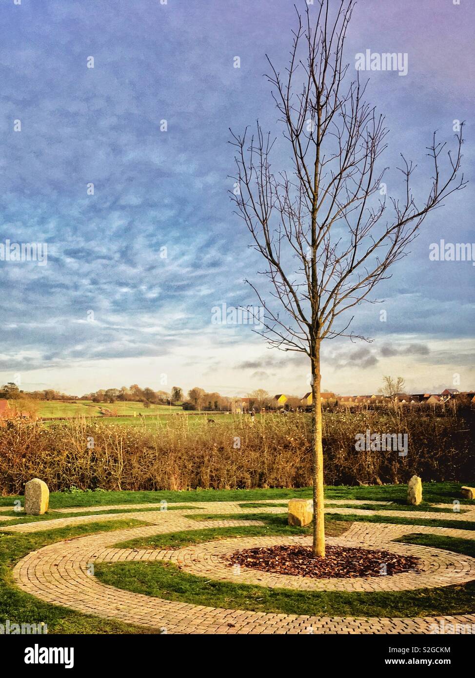 Brick paths hi-res stock photography and images - Alamy